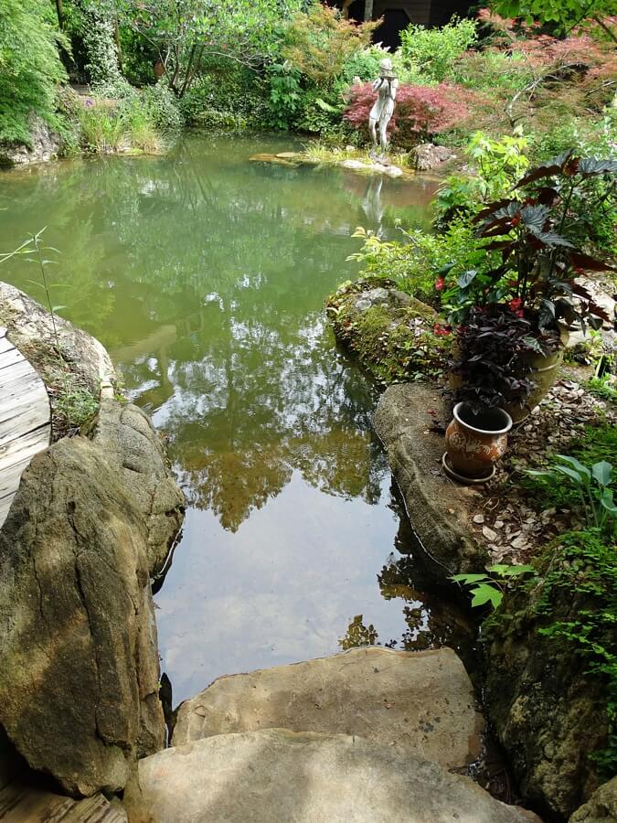 This Unbelievable Lake Martin Garden Will Take Your Breath Away