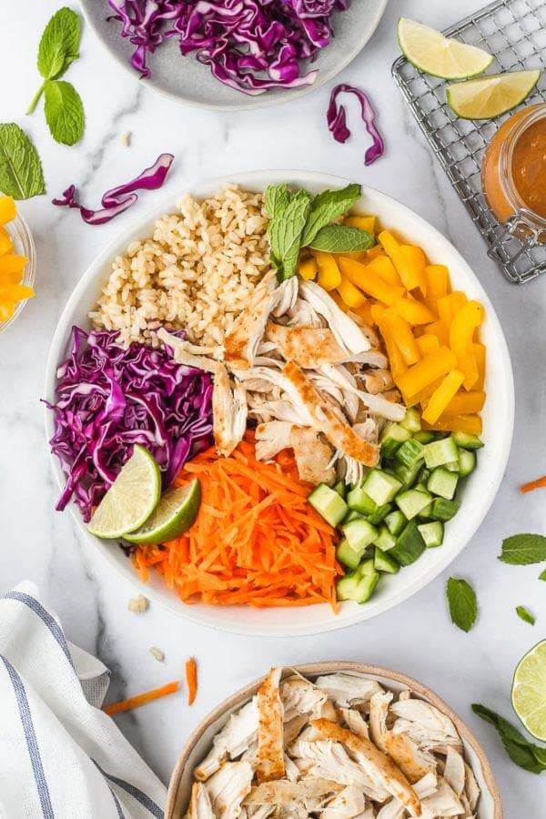 4 Power Bowl Recipes for a Nutritious, Delicious Meal | StyleBlueprint
