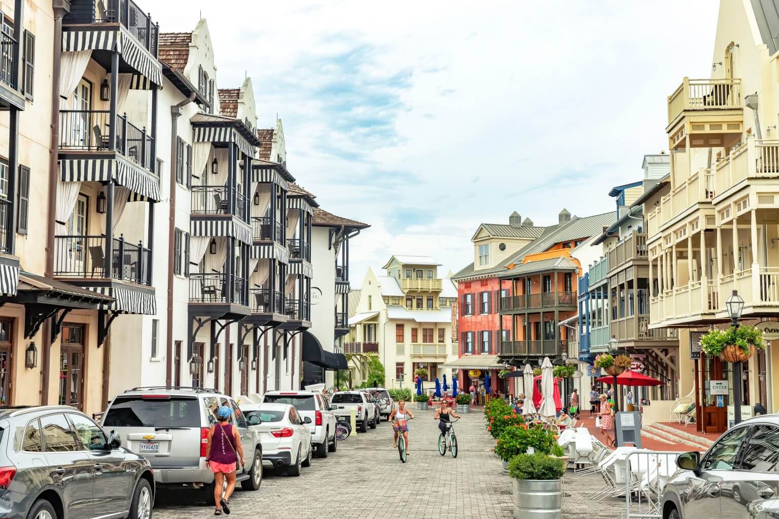 4 Small Southern Towns You’ll Want to Visit This Summer