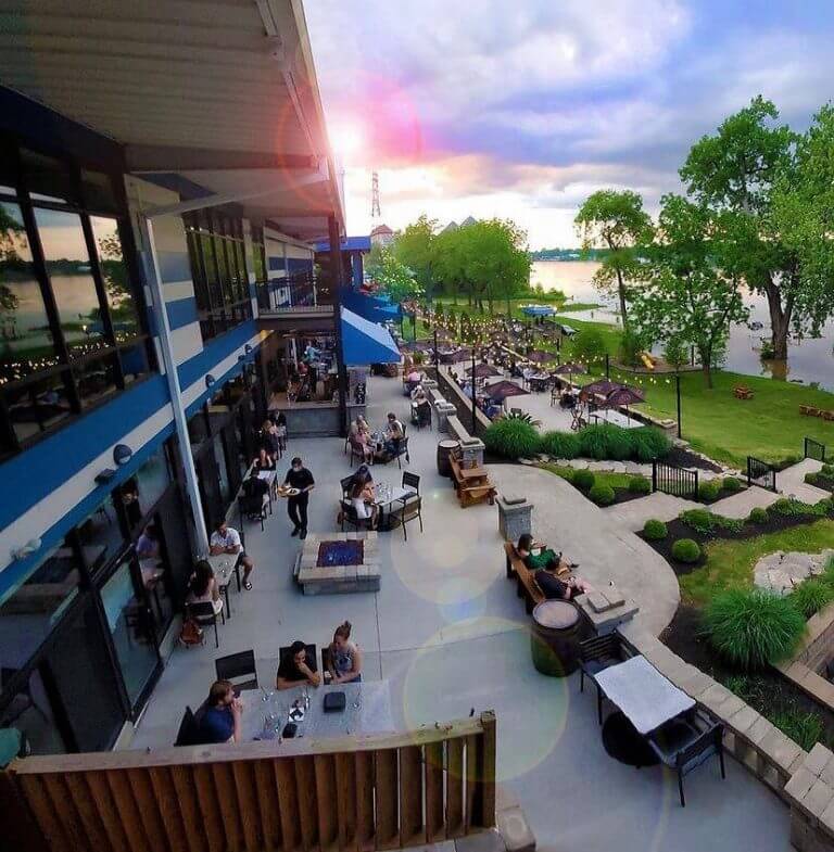 Waterfront Dining: Hidden Gems Across the South | StyleBlueprint