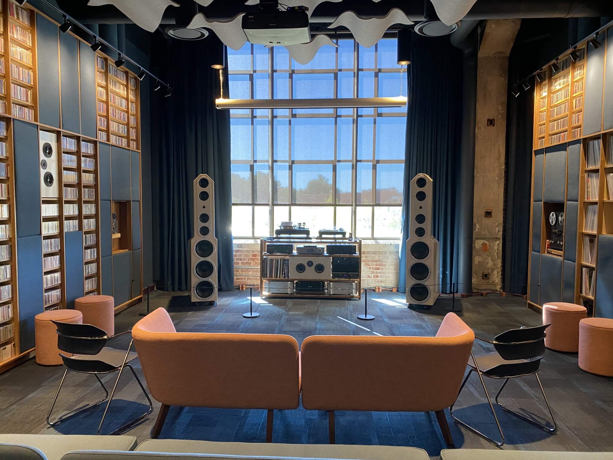 3 Must-Try Memphis 'Listening Experiences' | StyleBlueprint