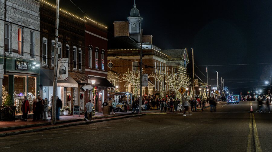 Where to Spend Christmas in Tennessee