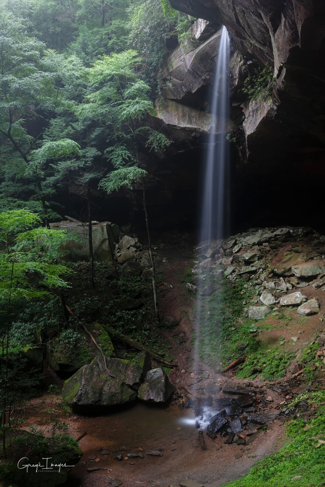 You Can See 17 Kentucky Waterfalls Along This New Trail!