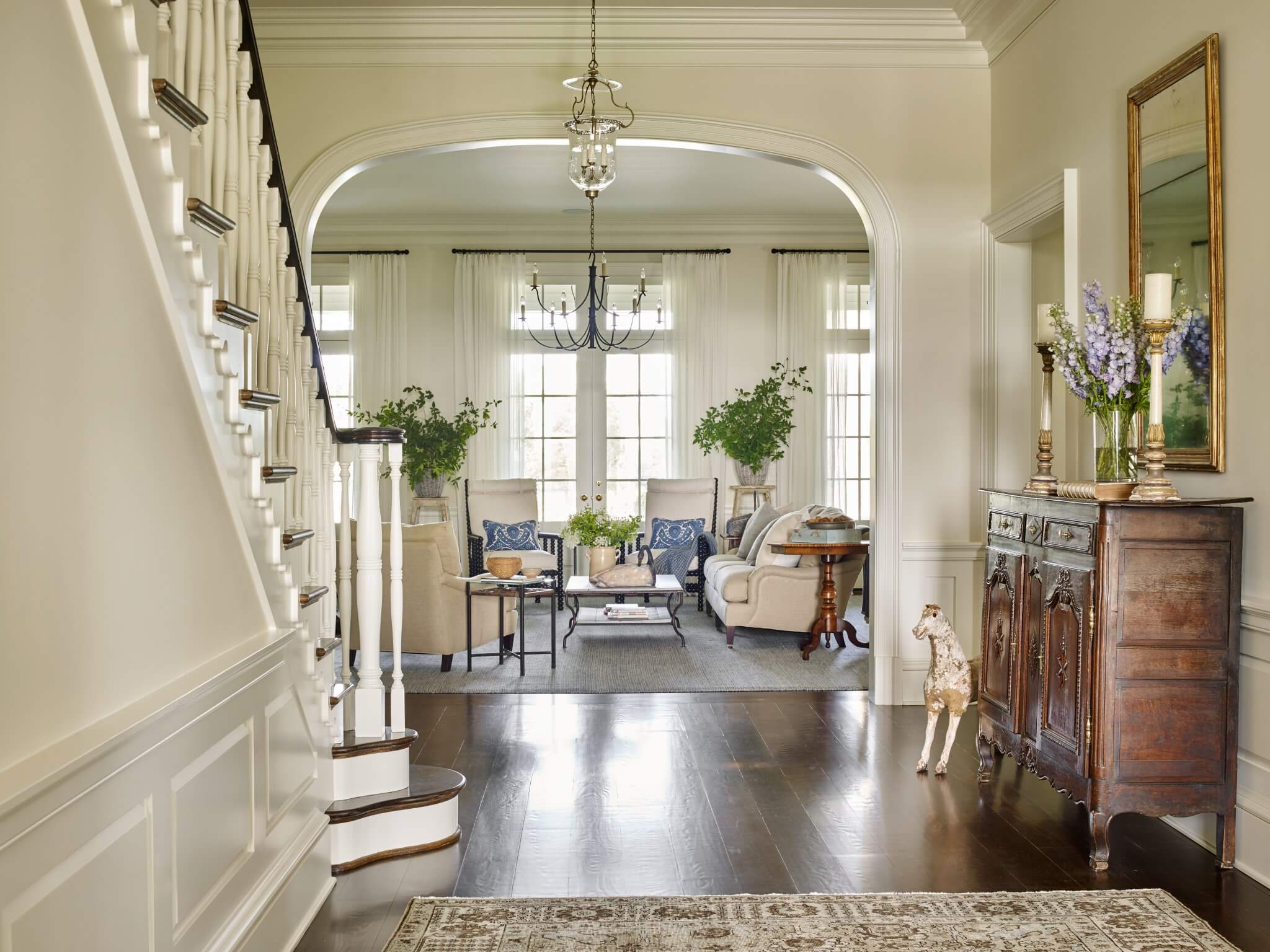 Look Inside This Quintessential Tennessee Farmhouse