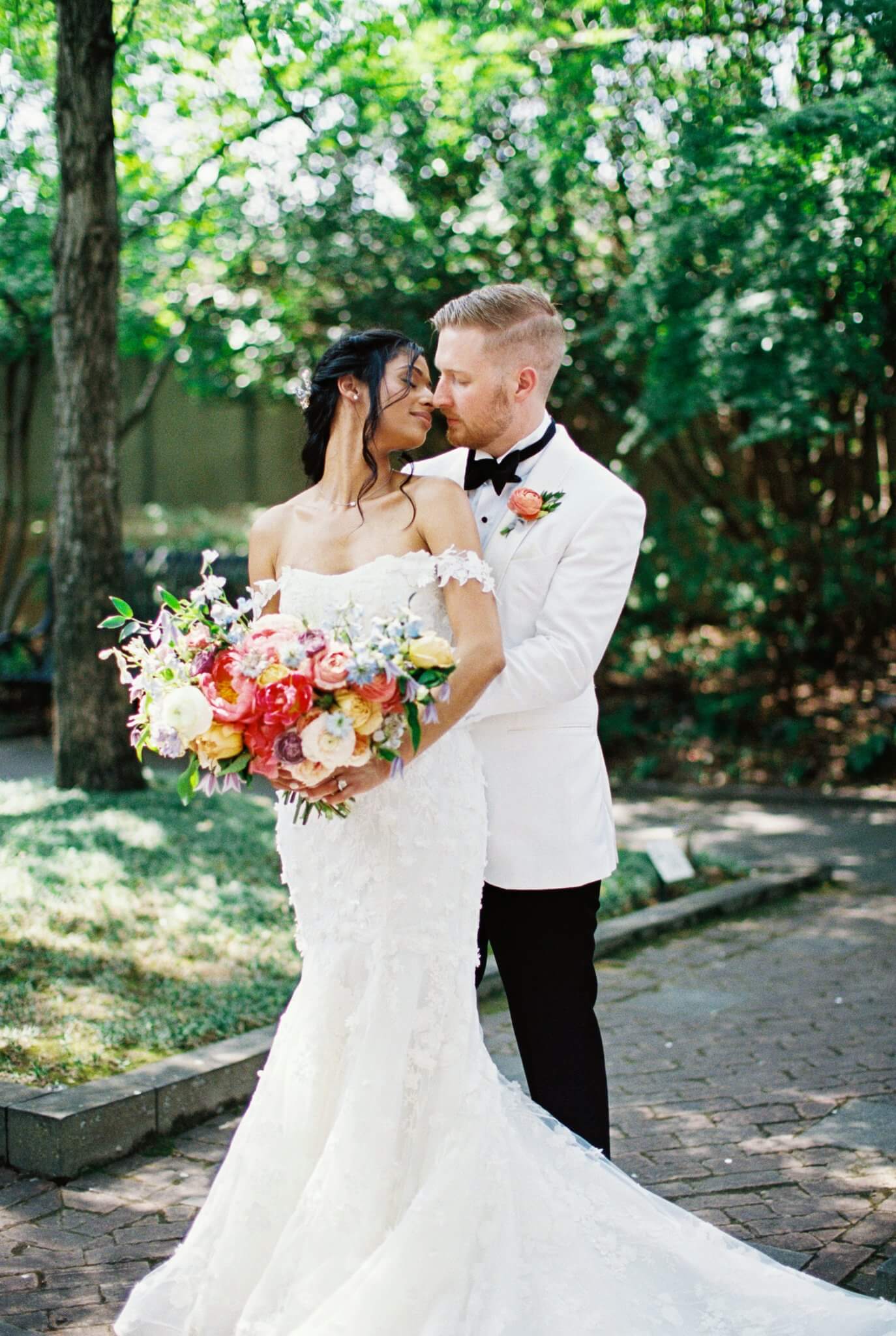 A Serene Summer Wedding at the Birmingham Museum of Art