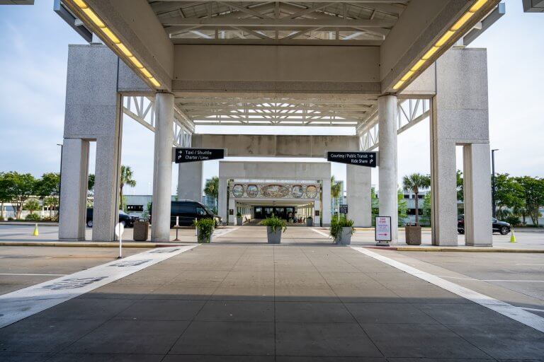 The Best Small Airports in the South | StyleBlueprint
