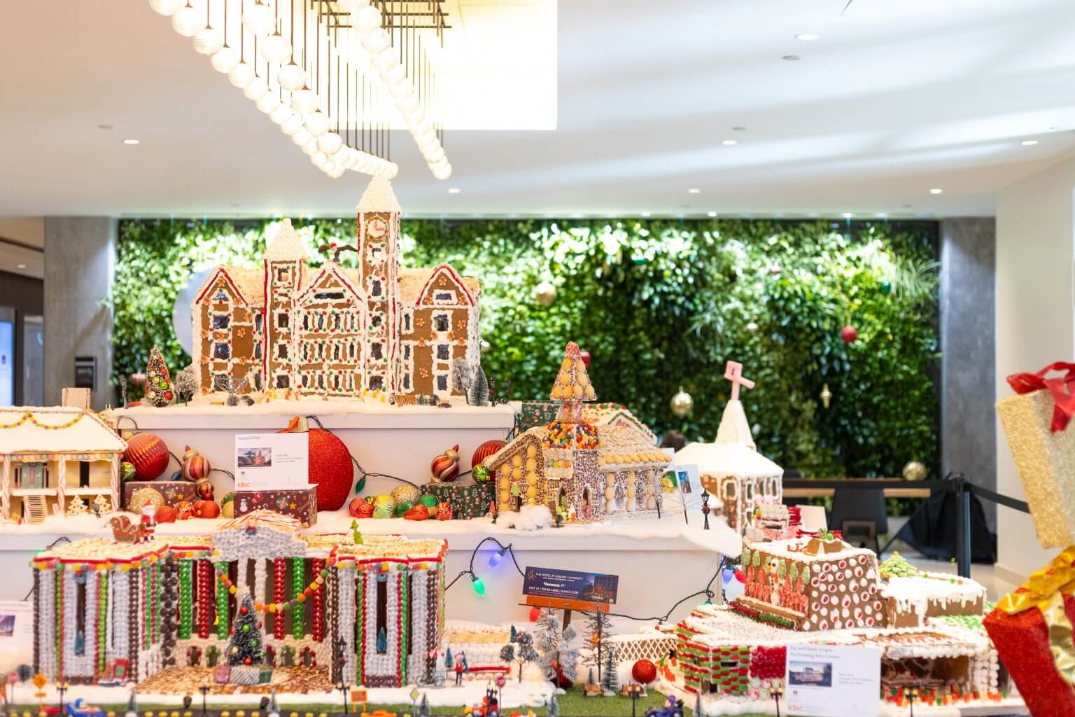 Where to Spend Christmas in Alabama | StyleBlueprint