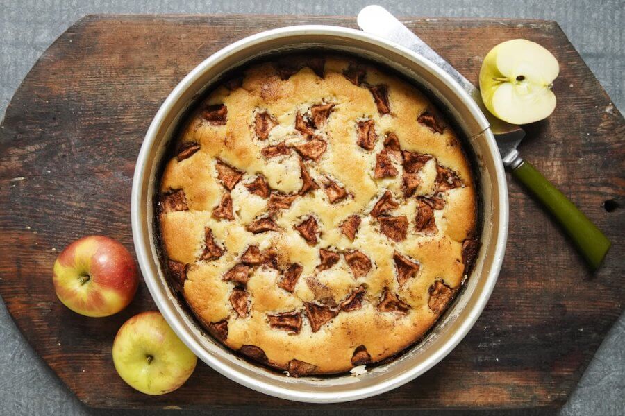 RECIPE: Maryland Jewish Apple Cake | StyleBlueprint