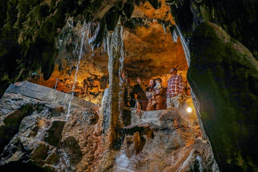 5 Awe-Inspiring Caverns & Caves in Alabama to Explore