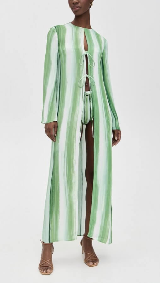 Stylist Picks for Chic Summer Outfits: Accessories, Cover-Ups & More!