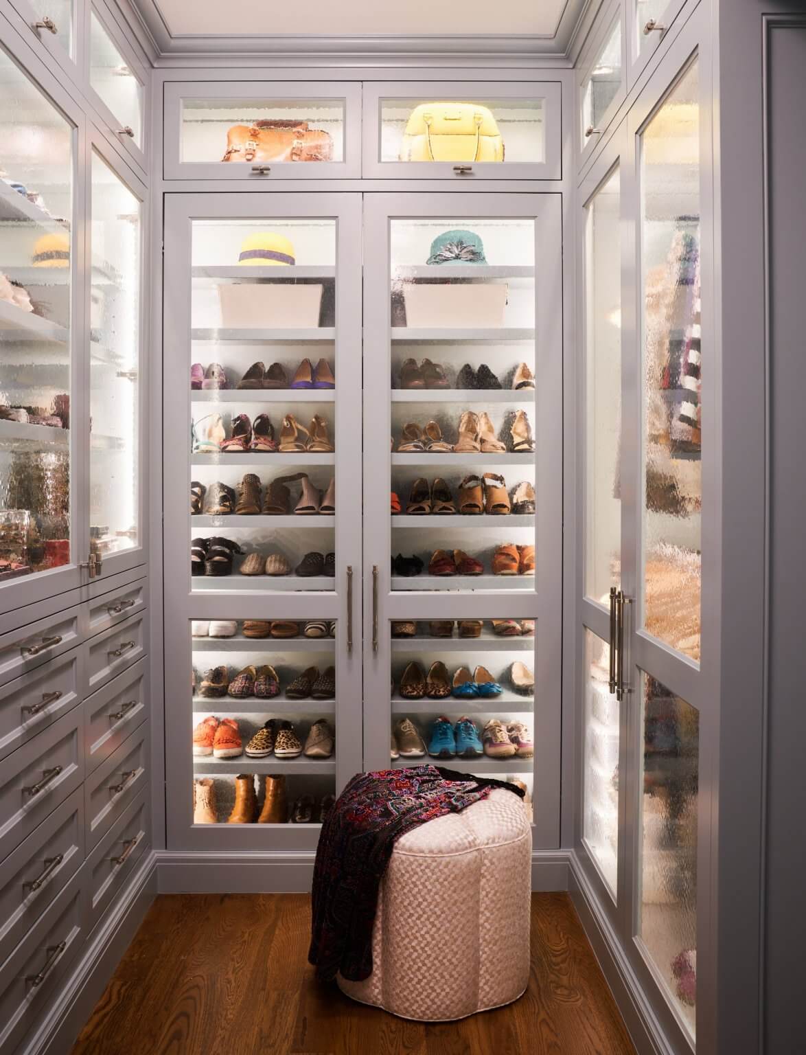9 Luxury Walk In Closet Ideas That Prove More Is More