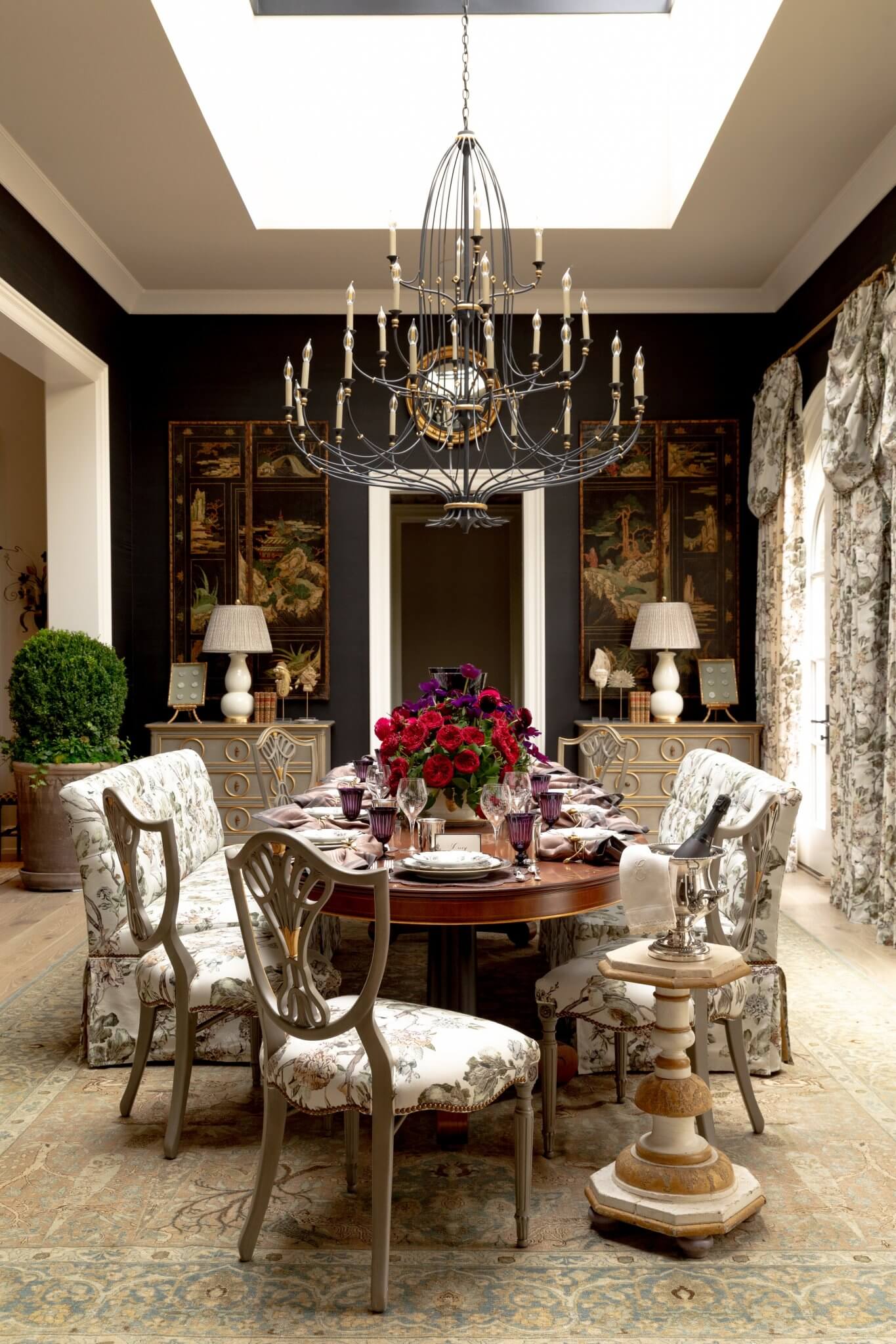 A Sneak Peek at the FLOWER Magazine Showhouse in Nashville!