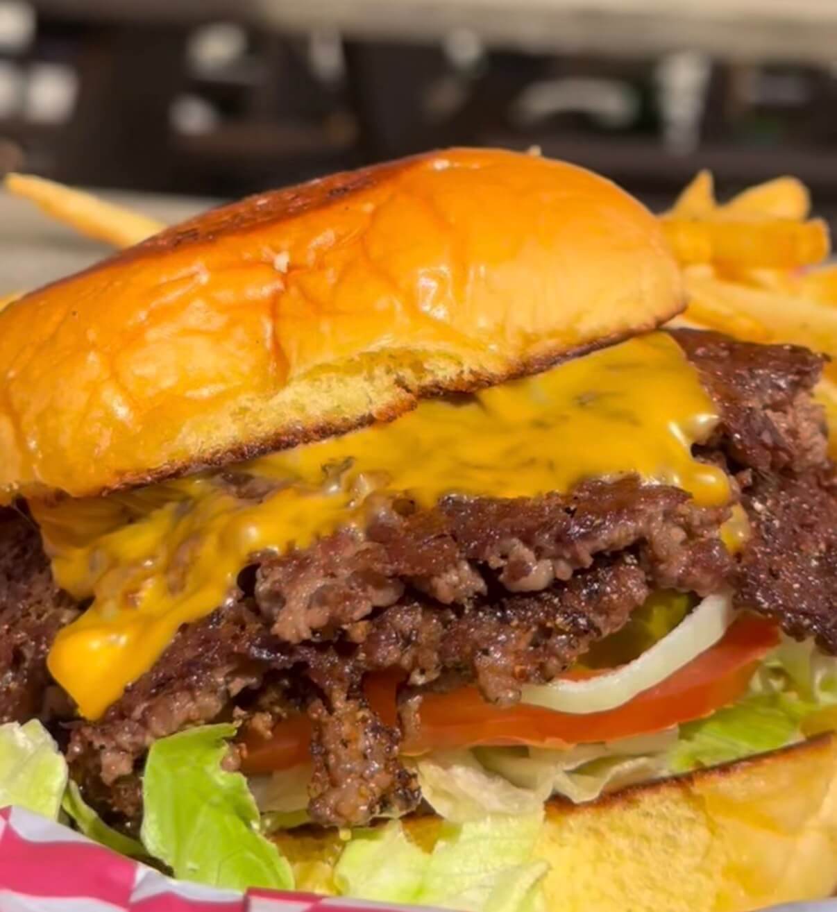 7 Best Smashburgers in Memphis | StyleBlueprint